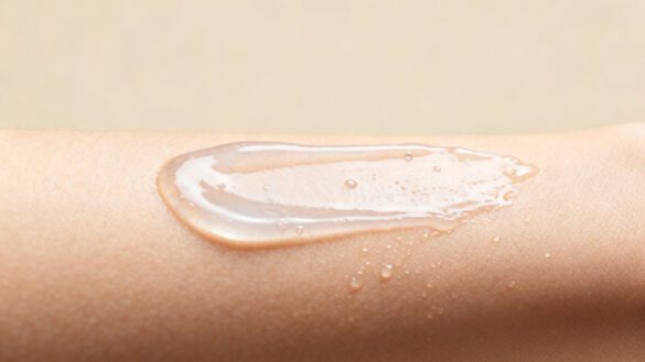 Moisturizing Oily Skin Without Clogging Pores - Lifestyle By ORO Styles